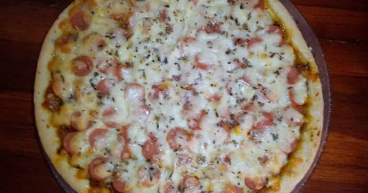 Resep Pizza topping sosis oleh maulida syfa - Cookpad