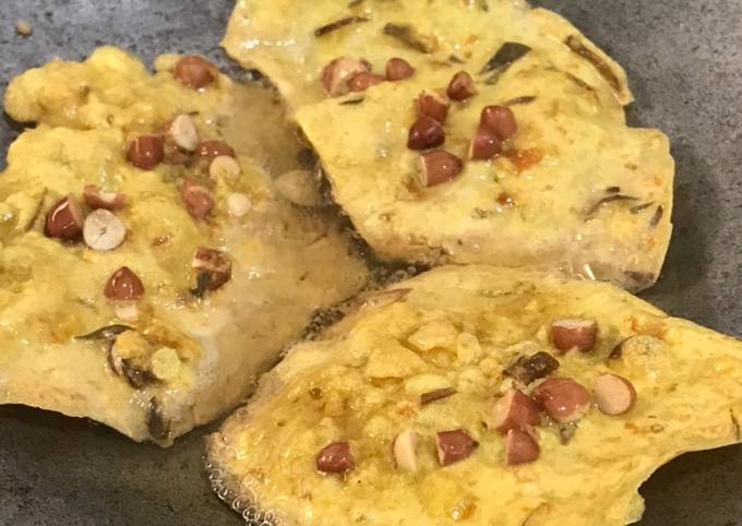 Resep Peyek kacang tanah oleh Restinauli Suyanto - Cookpad