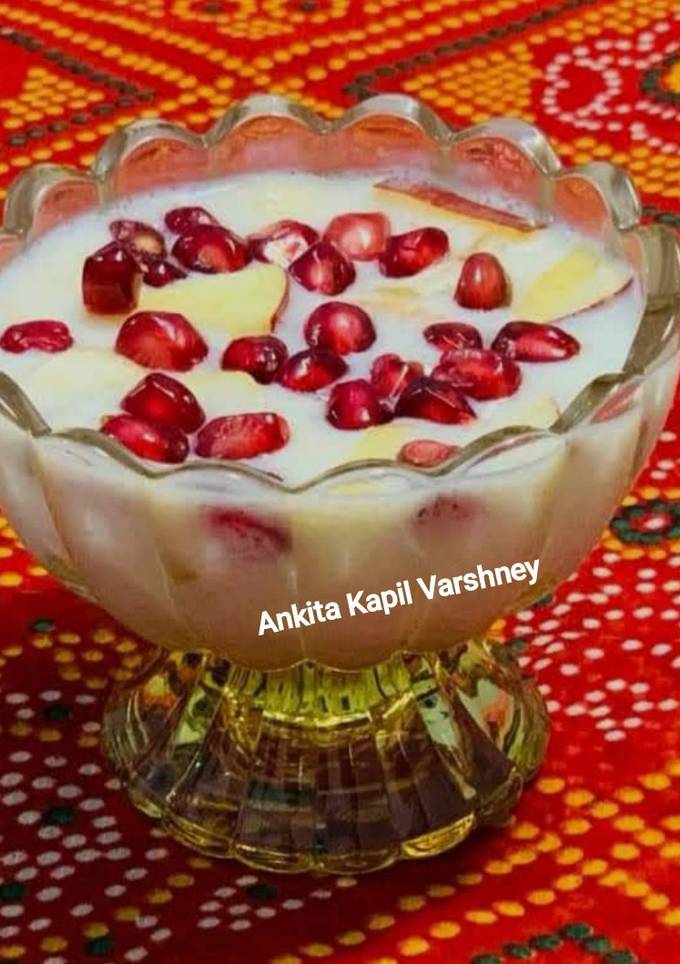 Pomegranate & Curd (Raita) Recipe by Ankita Kapil Varshney - Cookpad