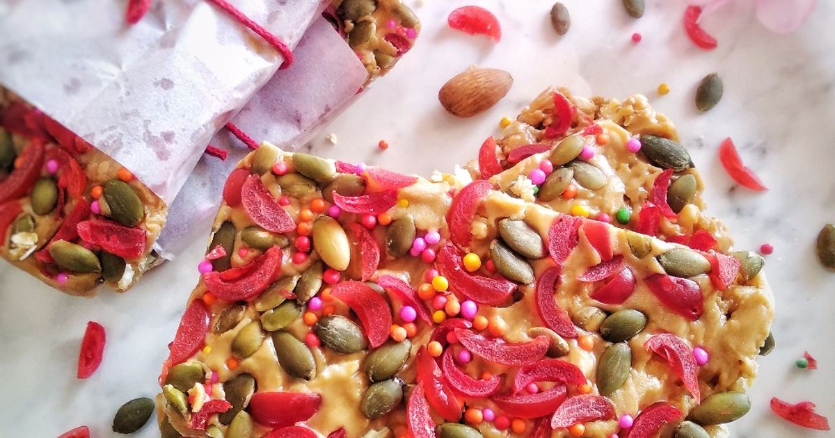 Granola Fantasy Snack Bar Recipe by Lopamudra Mukherjee