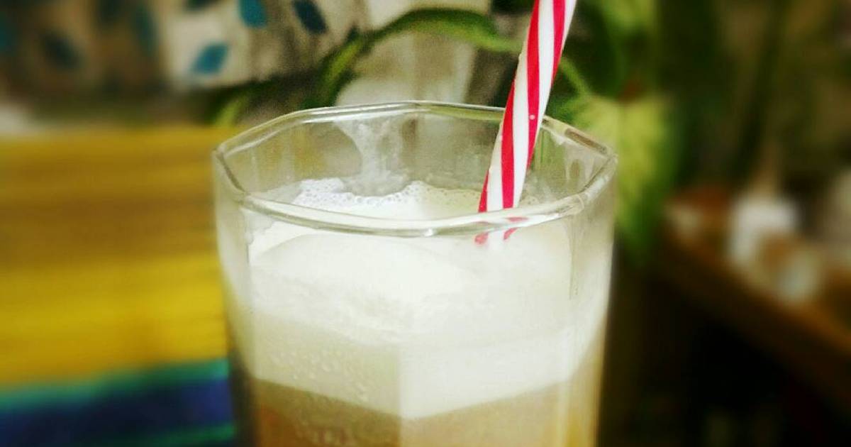 Iced Coffee Float Recipe by HojoMojo - Cookpad