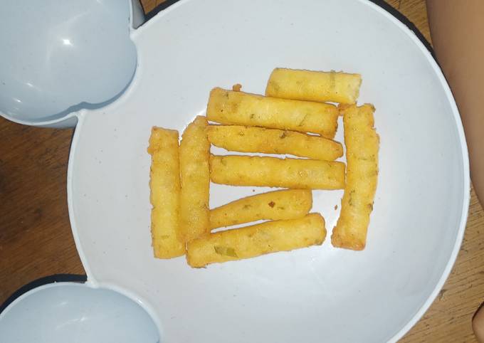 Resep Cheesy Potato Stick oleh yusmeida akhyar - Cookpad