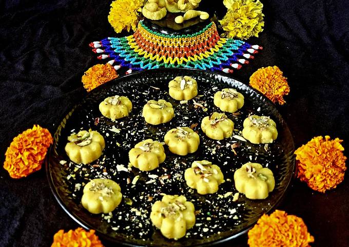 Instant Kesariya Peda Recipe by Manisha Sampat - Cookpad