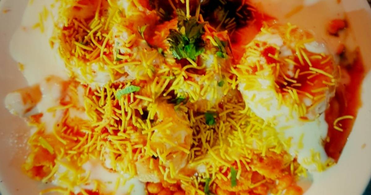 Popular indian street food Dahi poori chat Recipe by Manisha Sharma ...