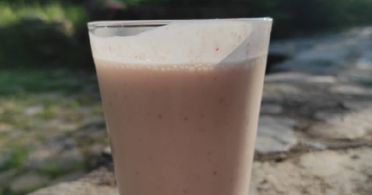 Smoothie με γιαούρτι και φράουλα Συνταγή από τον/την Περσεφόνη Ραφαηλία ...