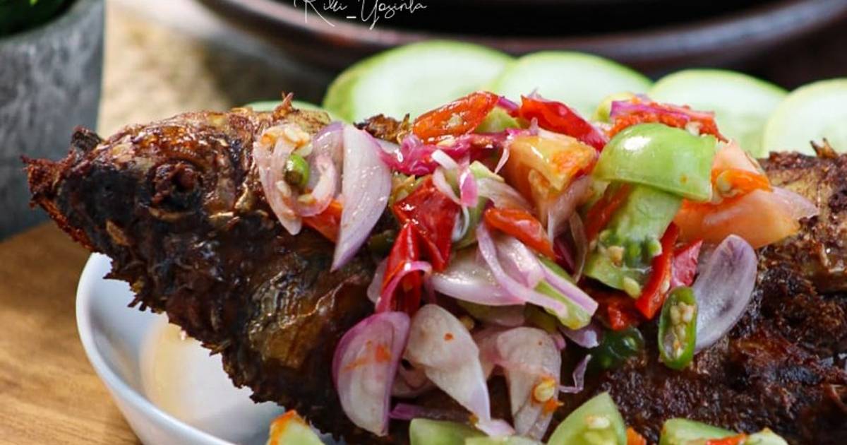Resep Ikan Nila Goreng Sambal Dabu Dabu oleh Clarissa's Kitchen - Cookpad