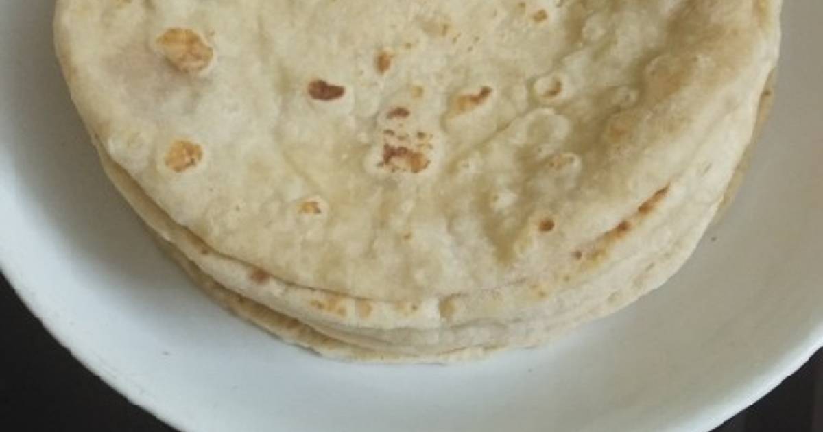 Pita Bread / Kuboos Recipe by Devika Gopinath - Cookpad