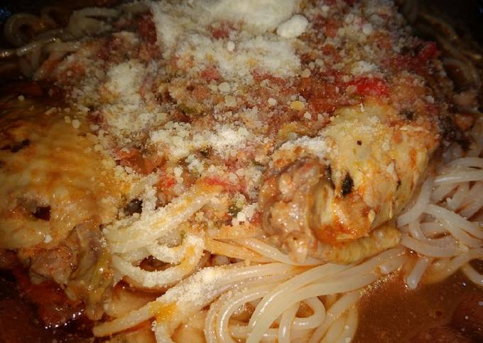 Spaghetti con tuco de pollo Receta de Sol Y Carlos- Cookpad