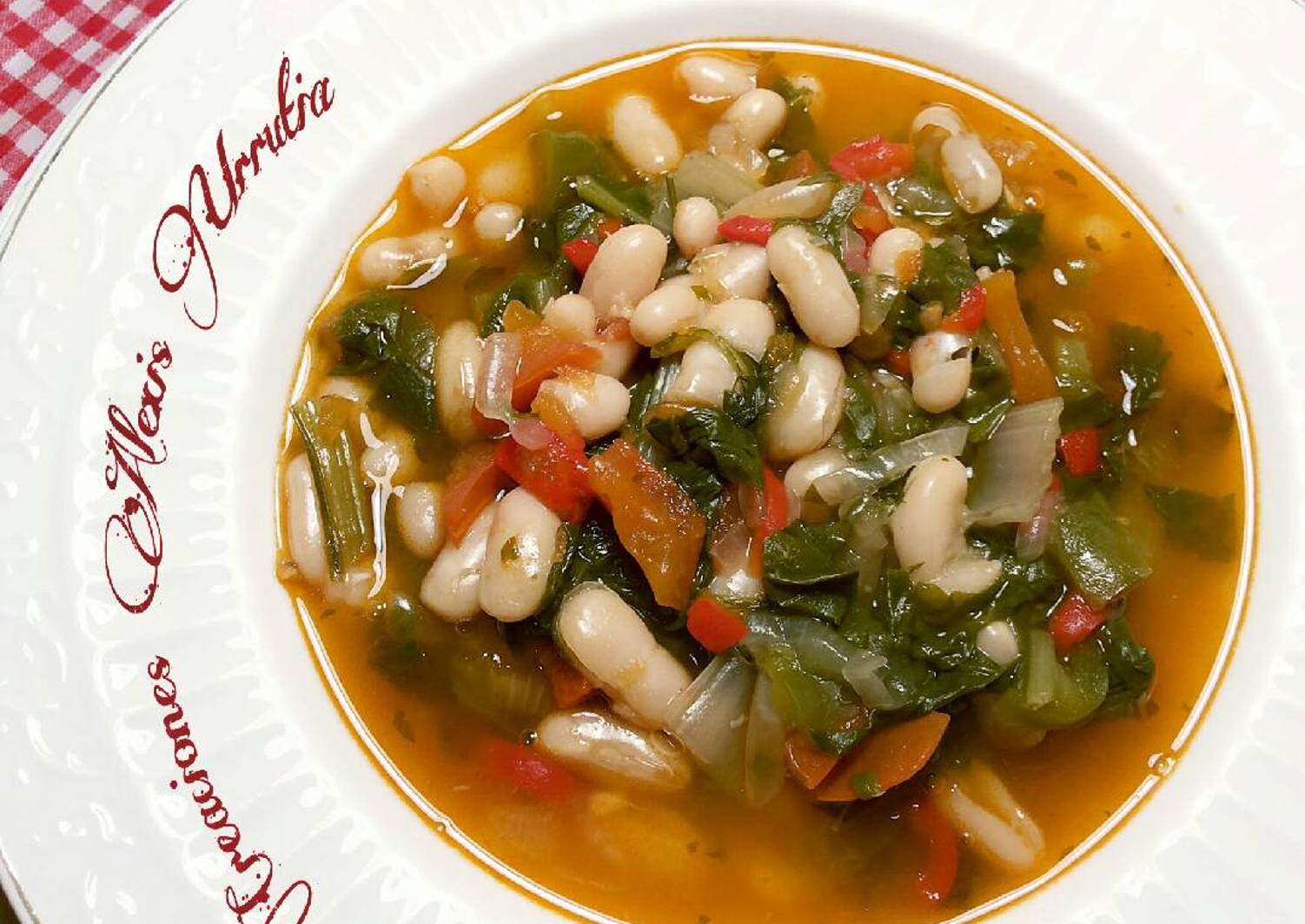 Alubias blancas con acelgas Receta de Alexis Urrutia- Cookpad