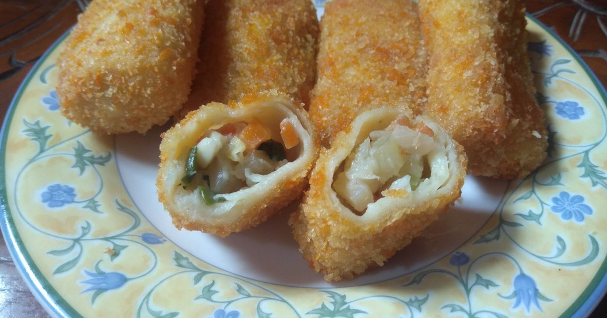 Resep Risoles Isi Ragout Sayuran oleh 🌹Dapoer Nenk 🌹 - Cookpad