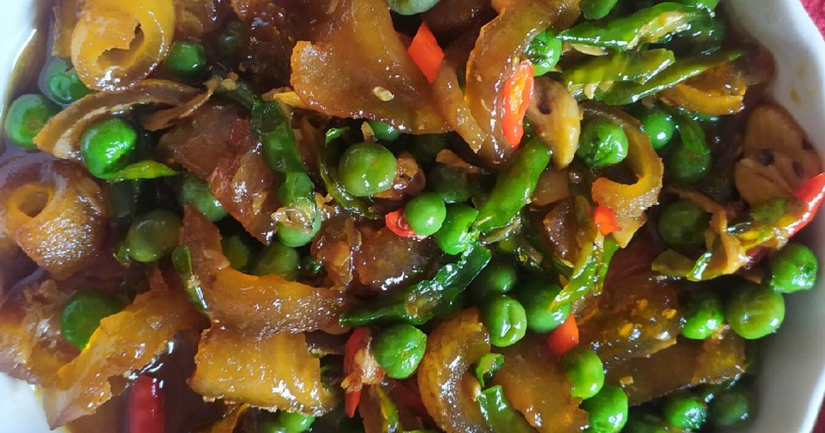Resep Oseng Kikil Leuncha oleh Mbakyu Echa/EkaDH - Cookpad