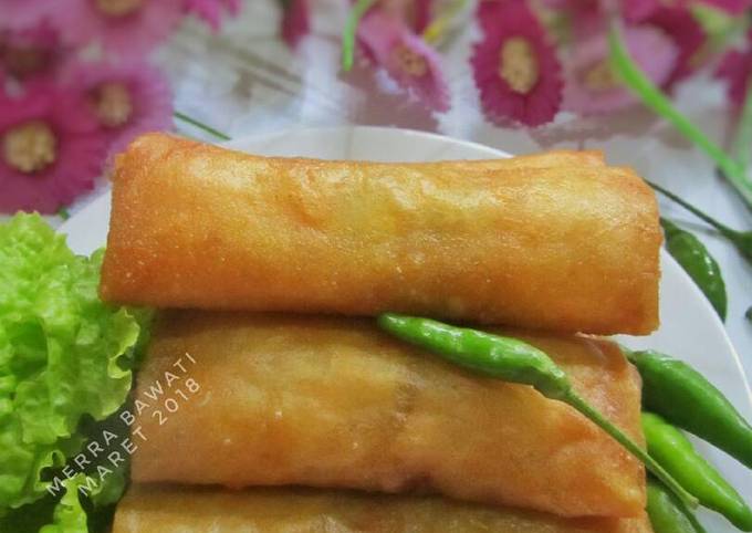 Resep Lumpia isi Sayuran oleh Merra Bawati - Cookpad