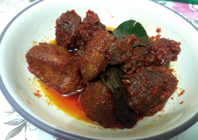 Resep Ikan Tuna Balado oleh Mama Oki - Cookpad