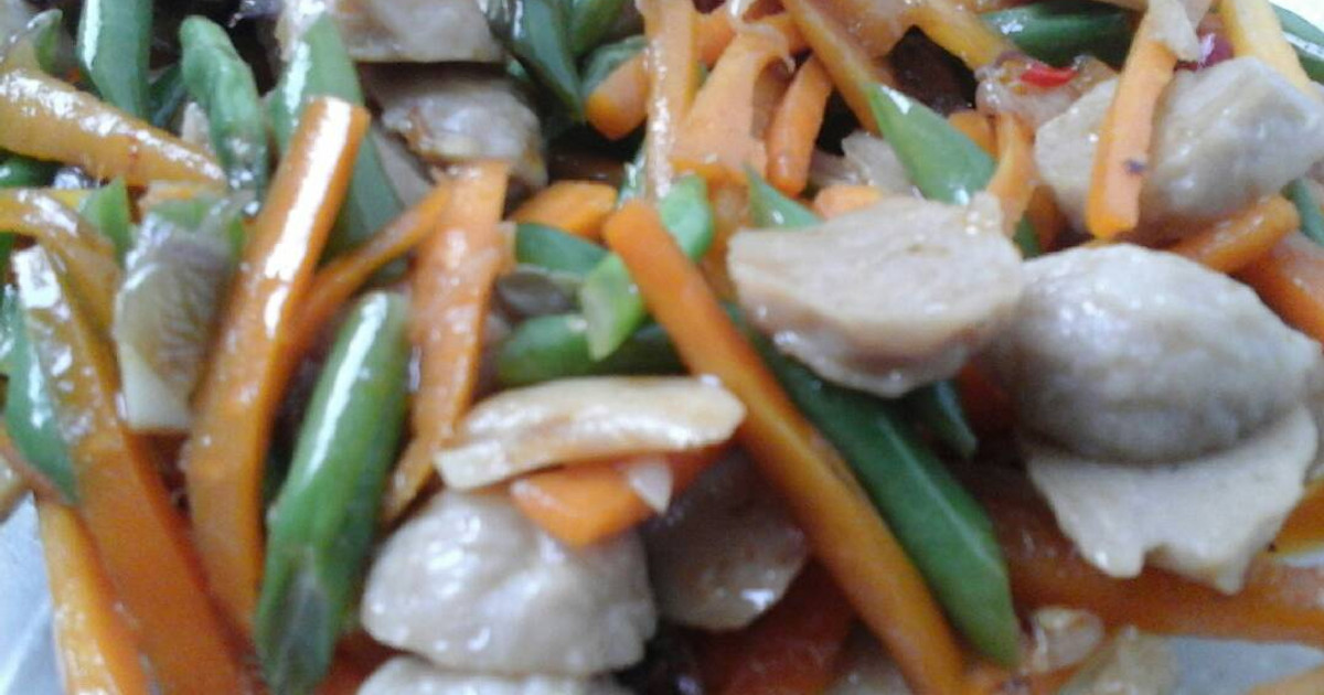 Resep Oseng Wortel Buncis Bakso Sapi oleh ummi abarr - Cookpad
