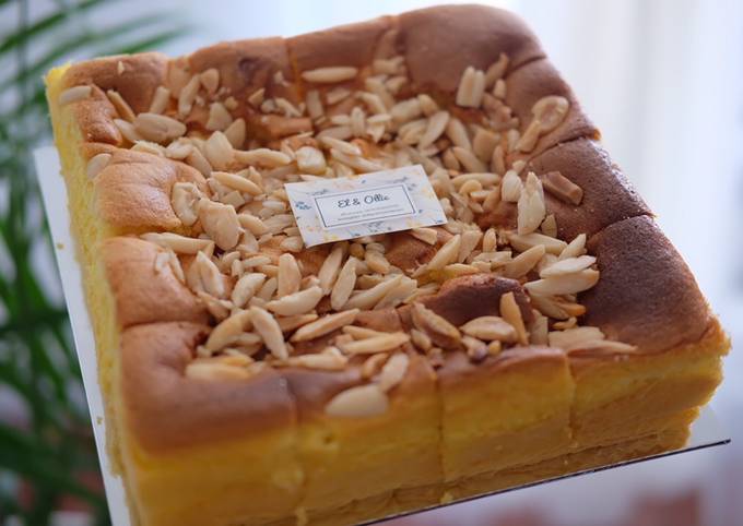 Resep Cake Kenari oleh Kiyana Story - Cookpad