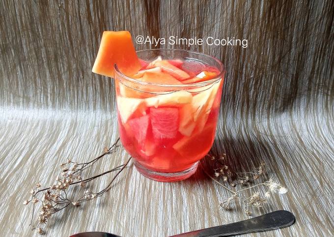 Resep Es Buah Sirup Simple oleh Alya Nurfitri🍳 - Cookpad