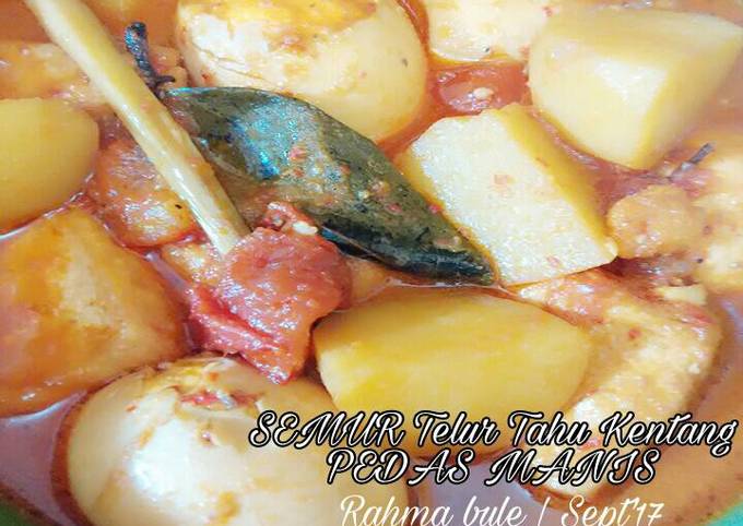 Resep SEMUR Telur Tahu Kentang PEDAS MANIS oleh Rahma Bule - Cookpad