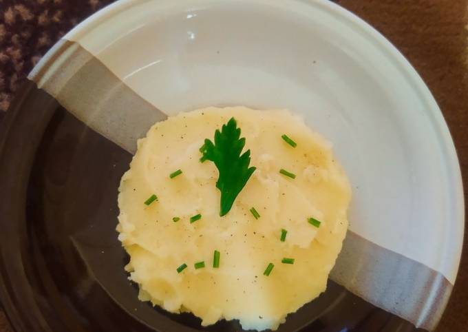 Resep Potato Purée / Mashed Potato oleh 🦋 - Cookpad