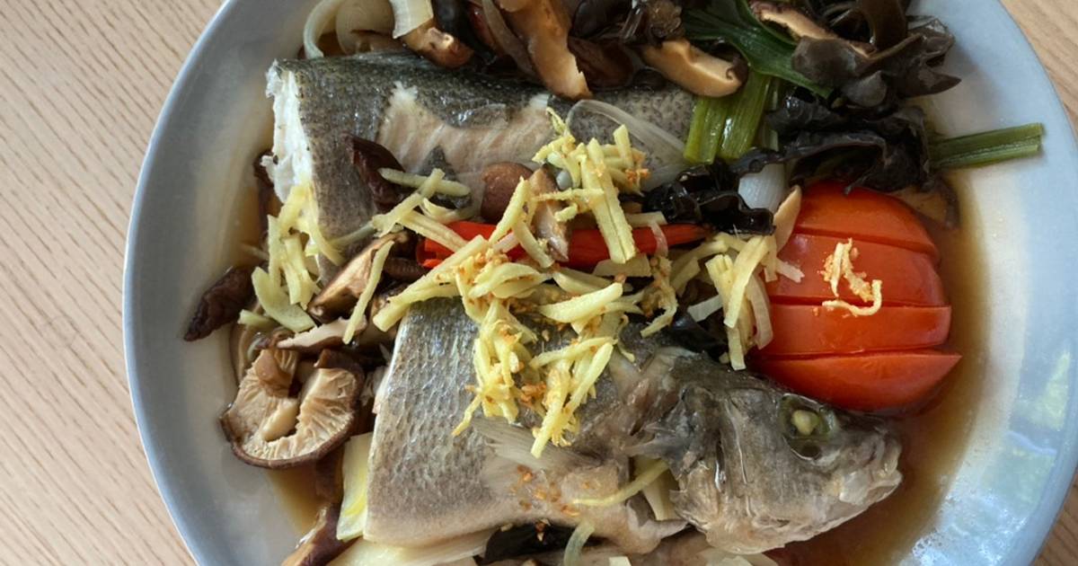 Resep Ikan tim jamur sedap untuk pemula oke oleh ekitchen - Cookpad