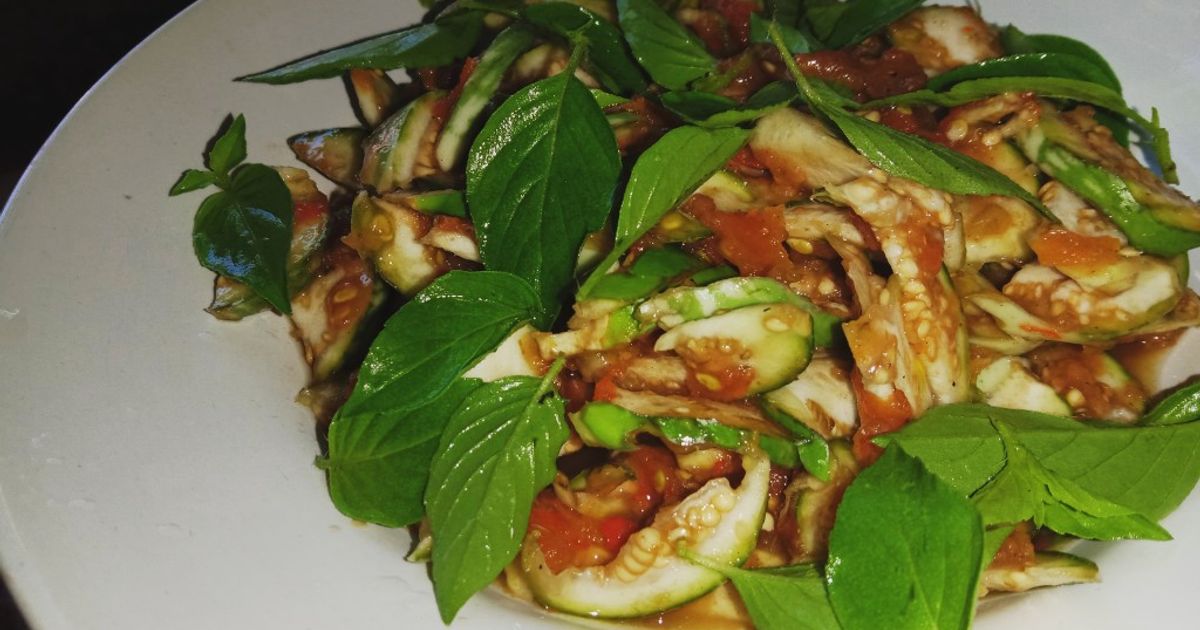 Resep Beberuk Terong Lombok oleh Dian kharisma - Cookpad