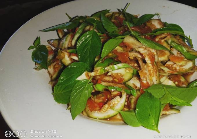 Resep Beberuk terong lombok oleh Dian kharisma - Cookpad