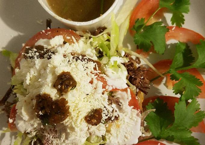 Sopes verdes mexicanos Receta de Angie Castro- Cookpad