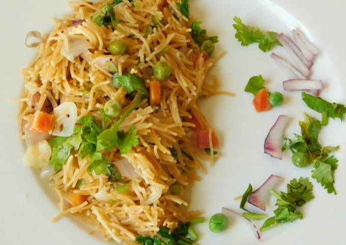 Colorful semiya uppuma Recipe by Lakshmi Sridharan Ph D - Cookpad