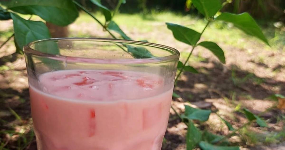 Resep Es Coco Pandan Creamy oleh Kartikasari Kh - Cookpad