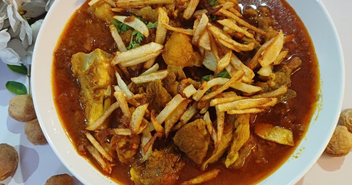 Salli Boti Parsi Mutton With Potato Straws Recipe by ZMA - Cookpad