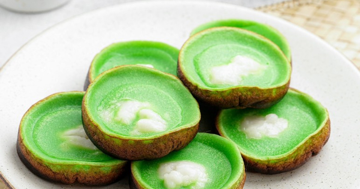 Resep Kue Lumpur Pandan Tanpa Kentang Vla Santan oleh Faluna's Kitchen ...