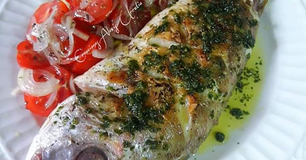 Breca Torrada A La Plancha Con Vuelco De Tomates Cherrys Marina Receta ...
