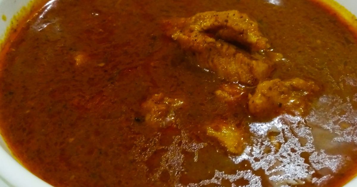 सावजी चिकन रस्सा (Saoji Chicken Rassa Recipe In Marathi) रेसिपी Preeti ...