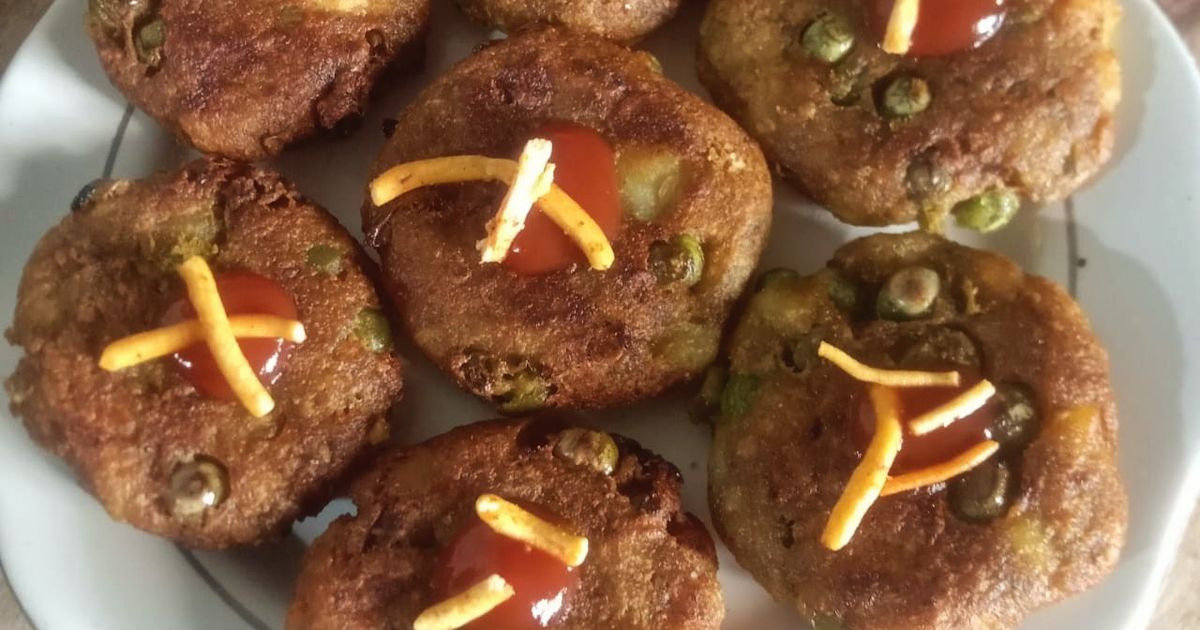 आलू हरी मटर की टिक्की Recipe by Rafiqua Shama - Cookpad