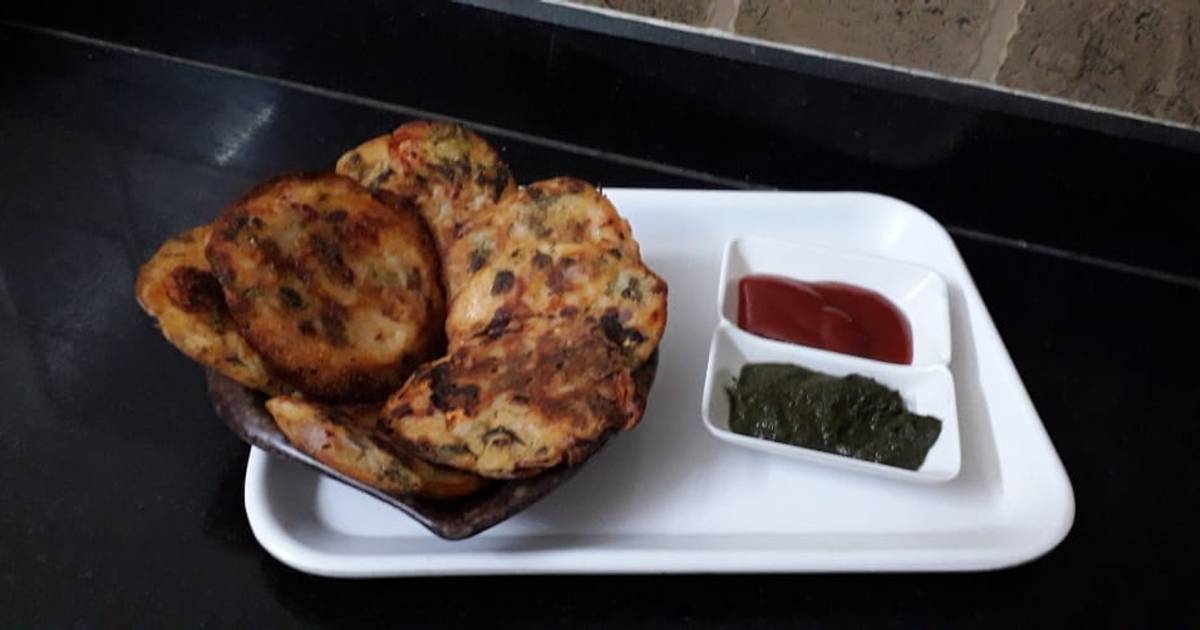 Leftover rice mini uttapam Recipe by Divyanshi 's Cooking Diary ...