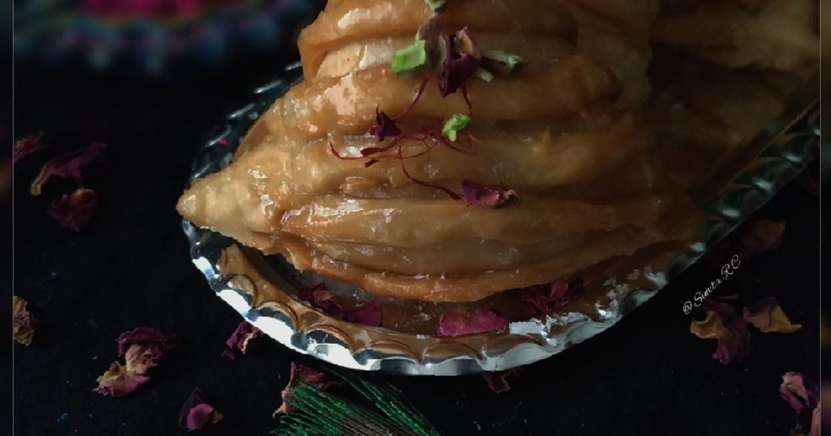 Mawa Sweet Samosa Recipe by Suhita Rana Chowdhury👩‍🍳 - Cookpad