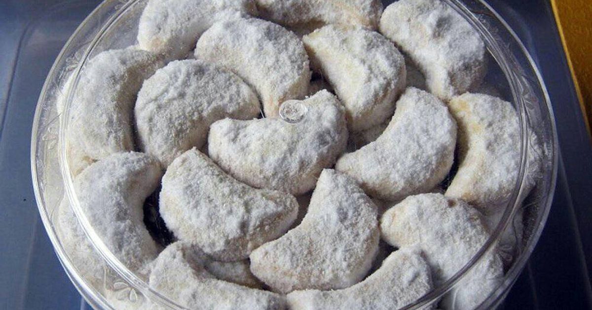 Resep Kue Putri Salju oleh Risa Apriliani - Cookpad
