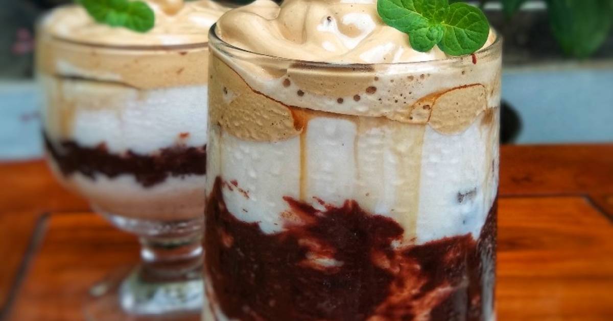 Resep Dalgona Choco Coffee oleh Pawon Mbak Meng - Cookpad
