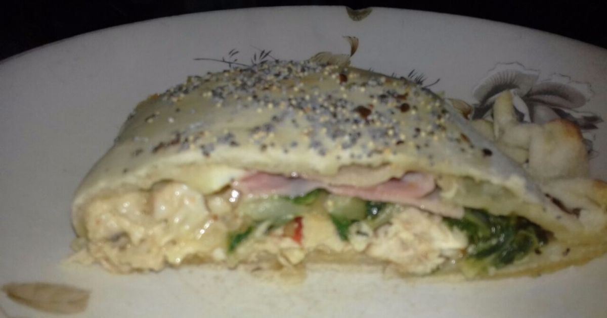 Calzone De Pollo Delicioso Con Mix De Semillas Receta de Marianela- Cookpad