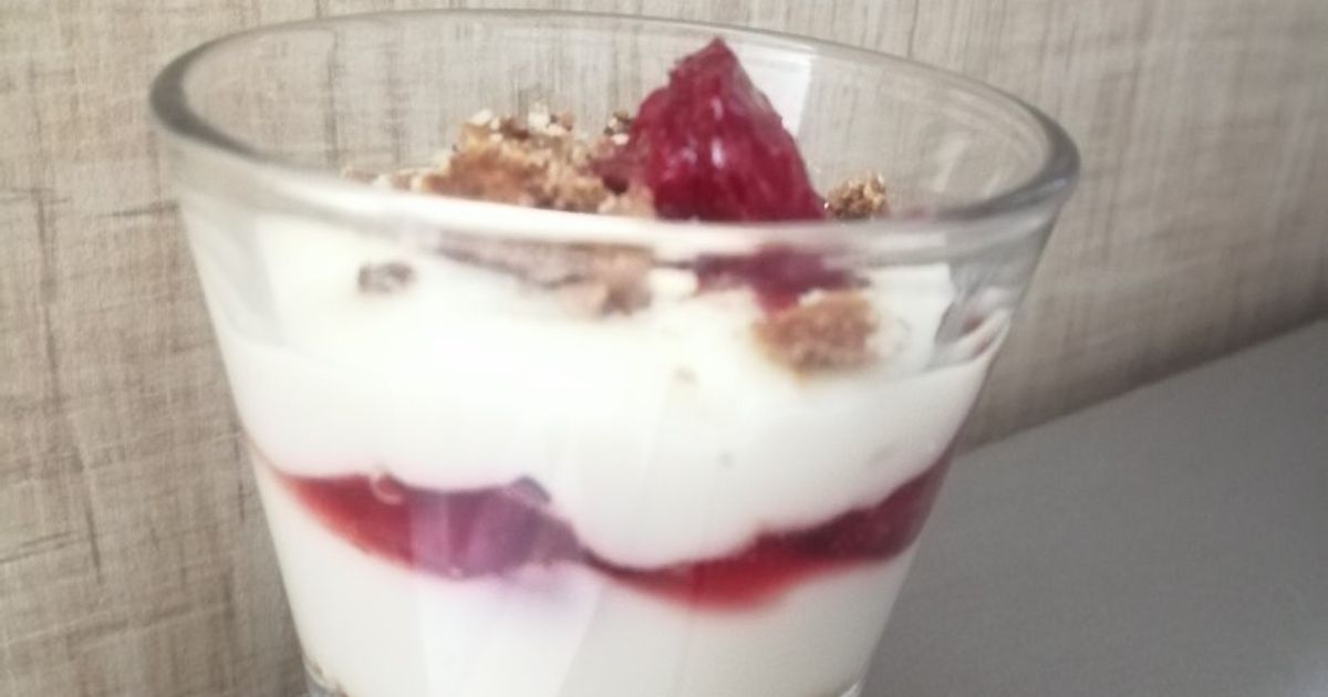 طرز تهیه دسر توت فرنگی ساده و خوشمزه توسط samira jafari - کوکپد