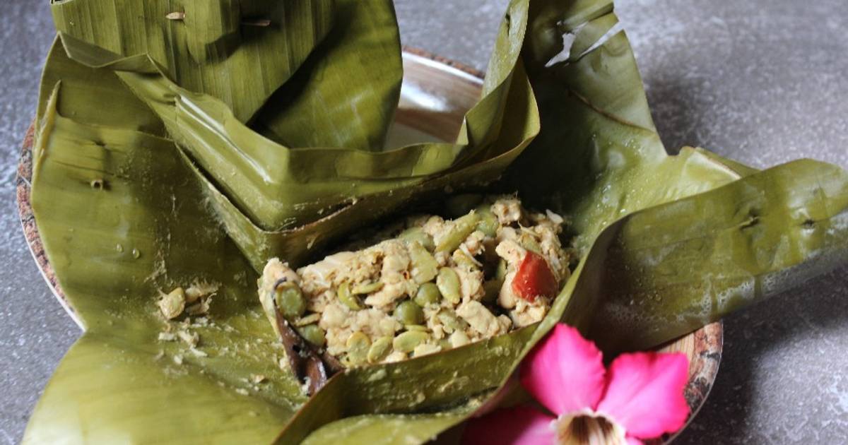 Resep Botok lamtoro bungkus daun pisang oleh LUTFI NAIM - Cookpad