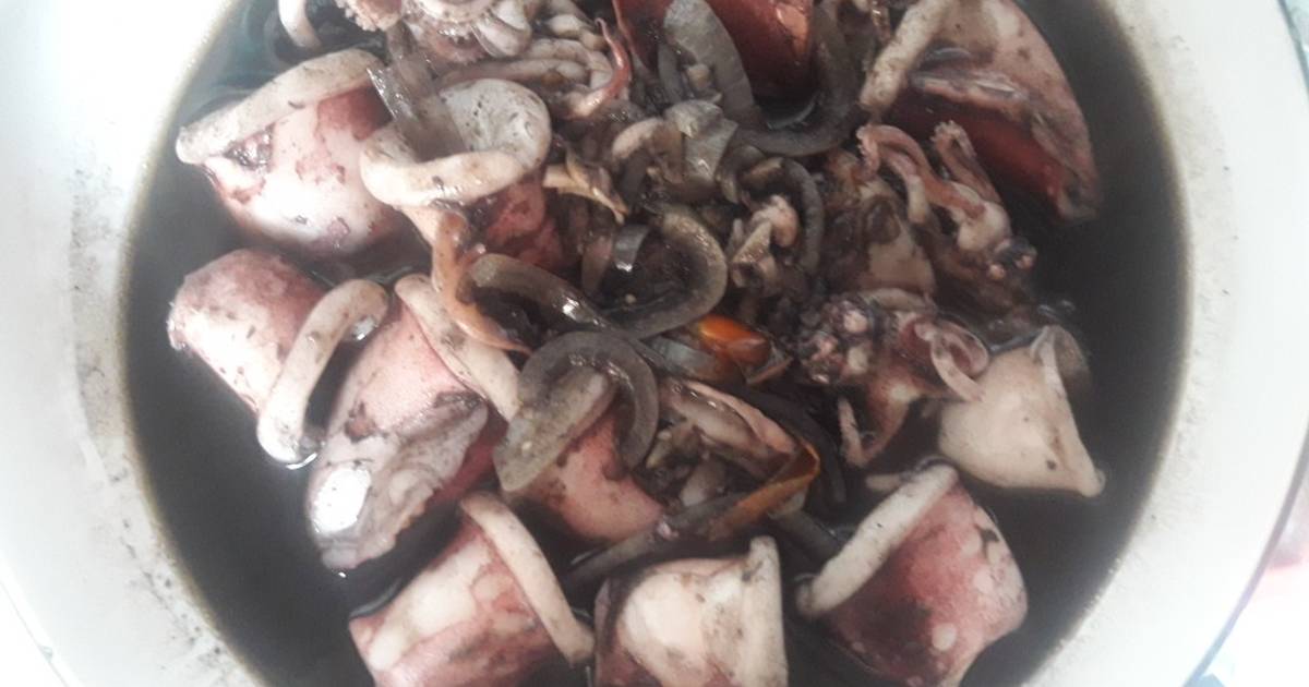 Resep Cumi Kuah Item Saus Tiram oleh Yanti Garmianti - Cookpad
