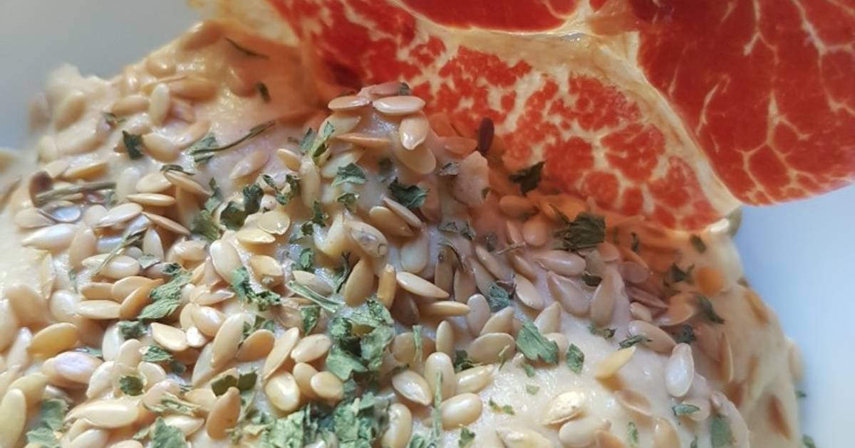 Hummus de garbanzo y lino con crujiente de jamón Receta de Deburguitos ...