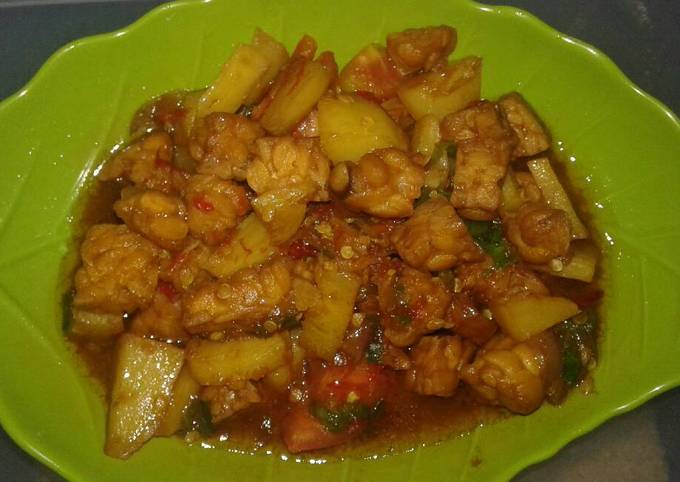 Resep Sambal Tempe Kentang Pedas oleh Afni Wardiah Siregar - Cookpad
