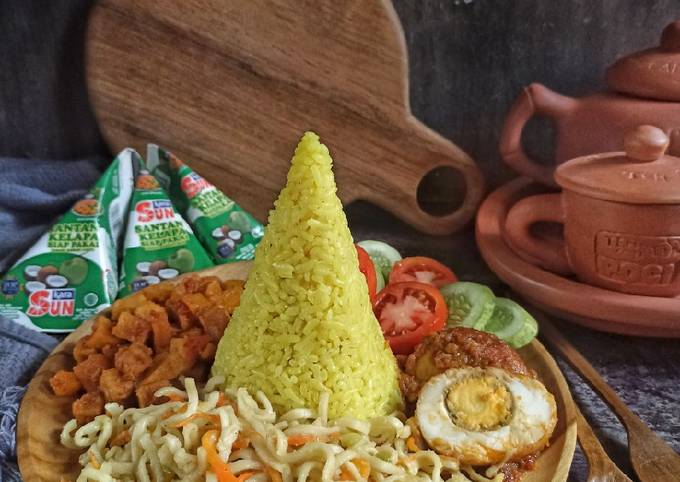 Resep Nasi Kuning oleh Sandra Risma - Cookpad