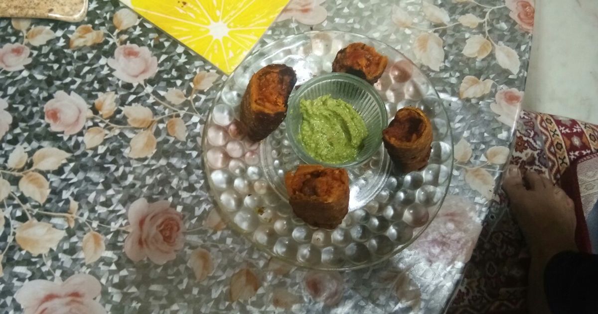 Shah Prity Shah Prity દ્વારા રેસીપી થેપલા રોલ (Thepla Roll Recipe In ...
