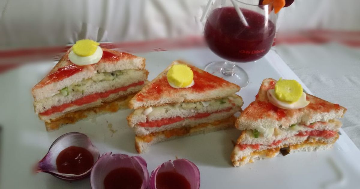 Classic Fruit Mix Club Sandwich Recipe by Neelu B. - Cookpad