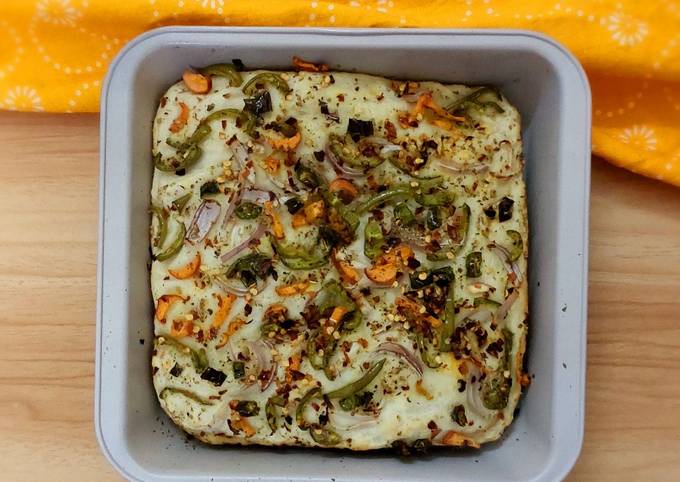 Garlic chilli Focassia bread Recipe by Kajal Pavagadhi - Cookpad