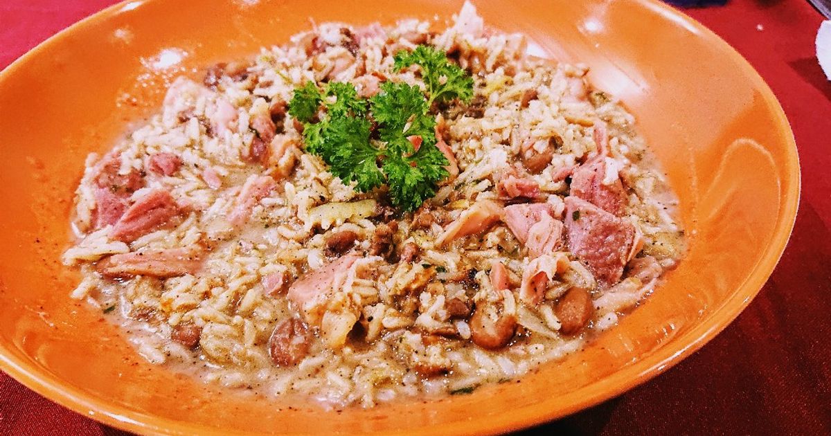 Rice And Ham Hock Recipe by Rae - Cookpad