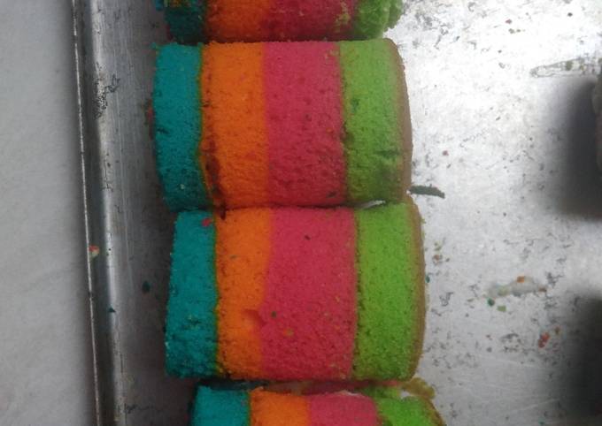 Resep Rainbow gulung mini oleh Resti Nofianti - Cookpad