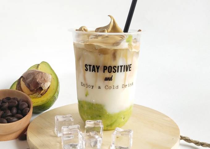 Resep Avocado shake (Alpukat kocok) Dalgona Coffee oleh Novitaa Sari ...